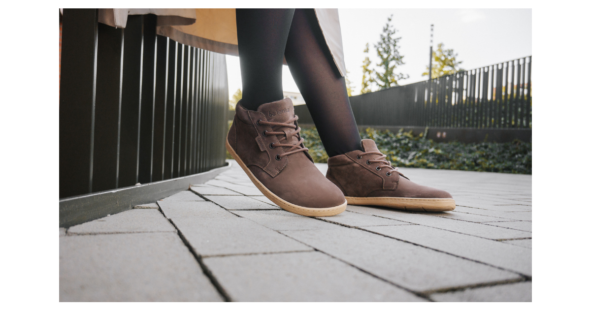 Women’s autumn minimalist shoes: Comfort and style